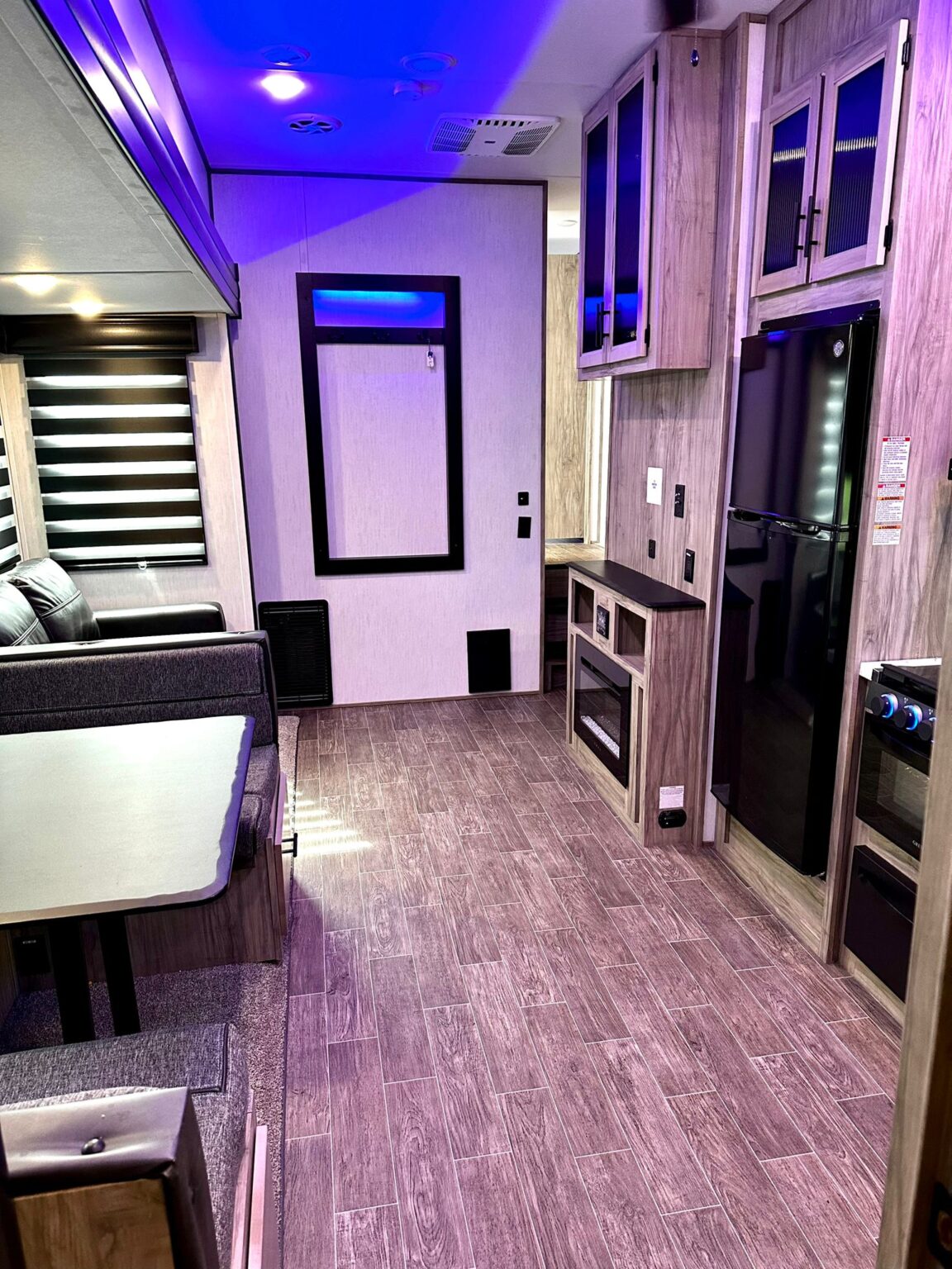 Arctic Wolf RV 2022 – Kessell Auto & Rv Corp