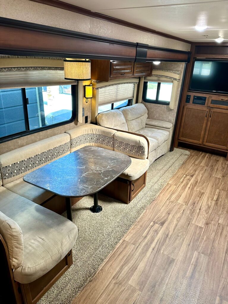 Jayco RV 2016 – Kessell Auto & Rv Corp